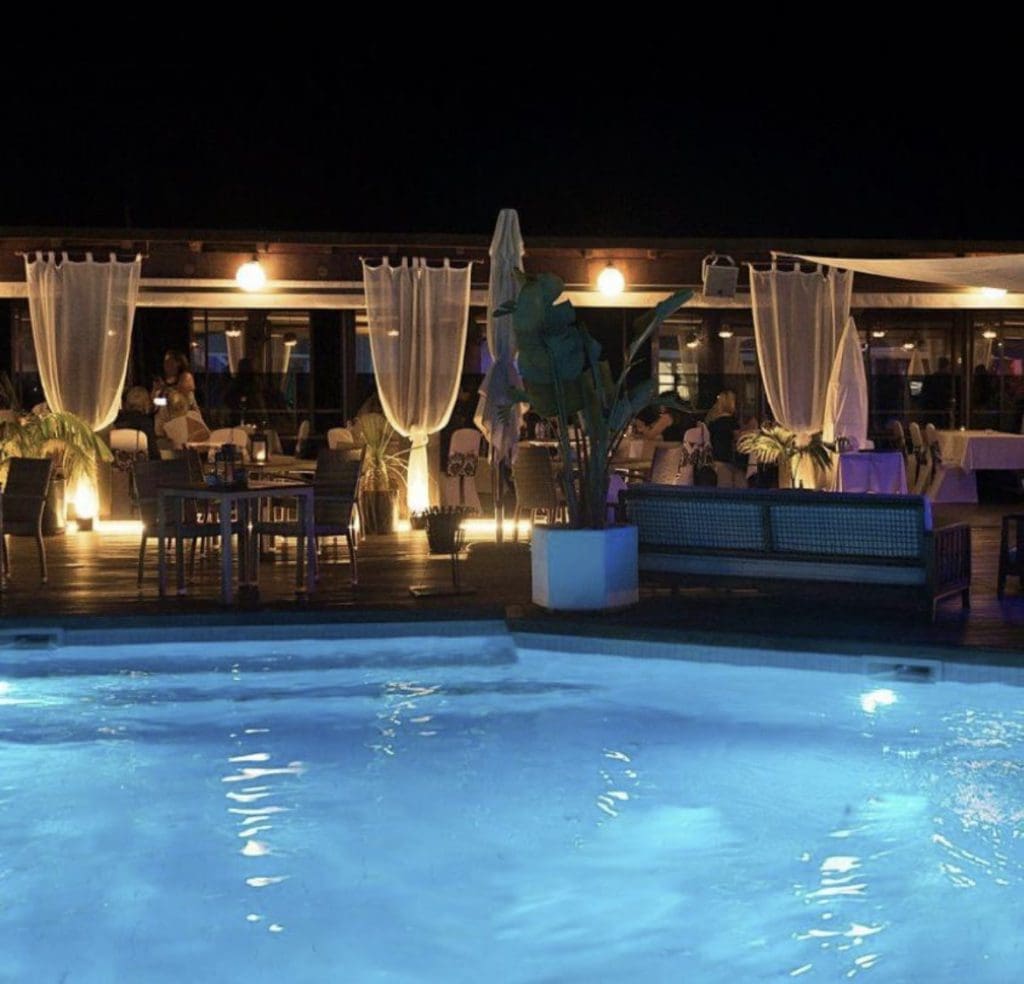 The 10 Best Beach Clubs in Mallorca | Wildest