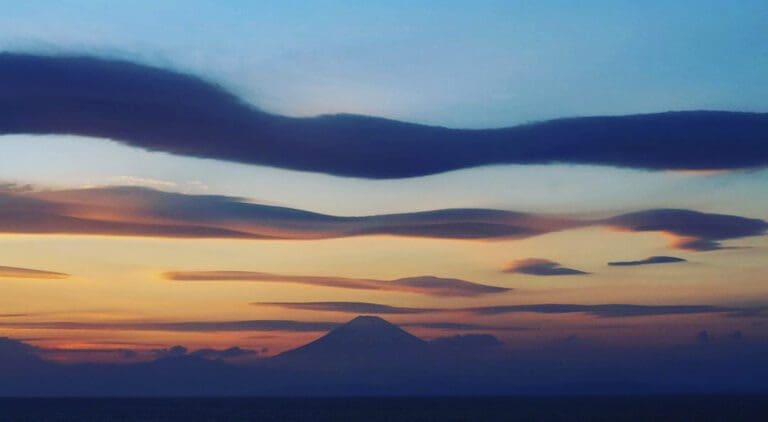 10 Of The Best Beaches Near Tokyo | Wildest