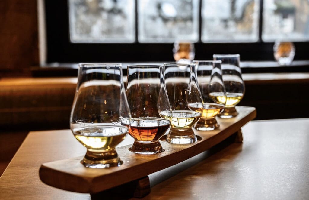 The Ultimate Guide to Whiskey in Scotland: Regions, Distilleries, and ...