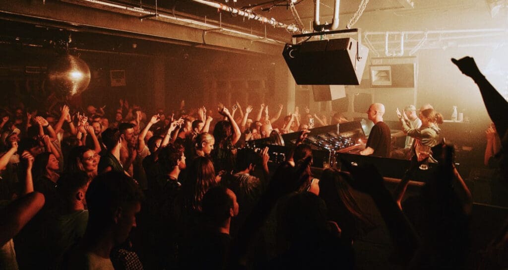 Neon Lights & City Nights: The Best Night Clubs in London | Wildest