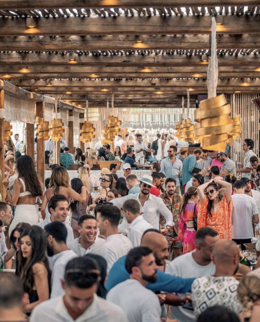 The 10 Best Beach Clubs In Mykonos | Wildest